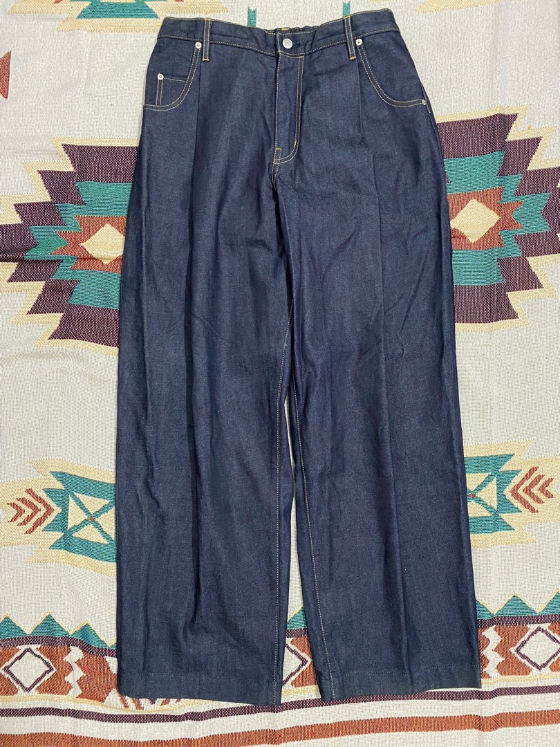 W34-37 Neon Sign Super Baggy Jeans, Men's Fashion, Bottoms, Jeans on ...