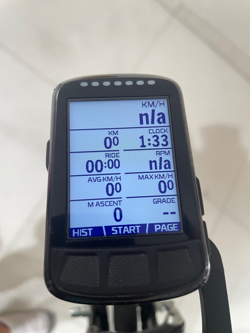 Wahoo v1 speedometer, Sports Equipment, Bicycles & Parts, Parts ...