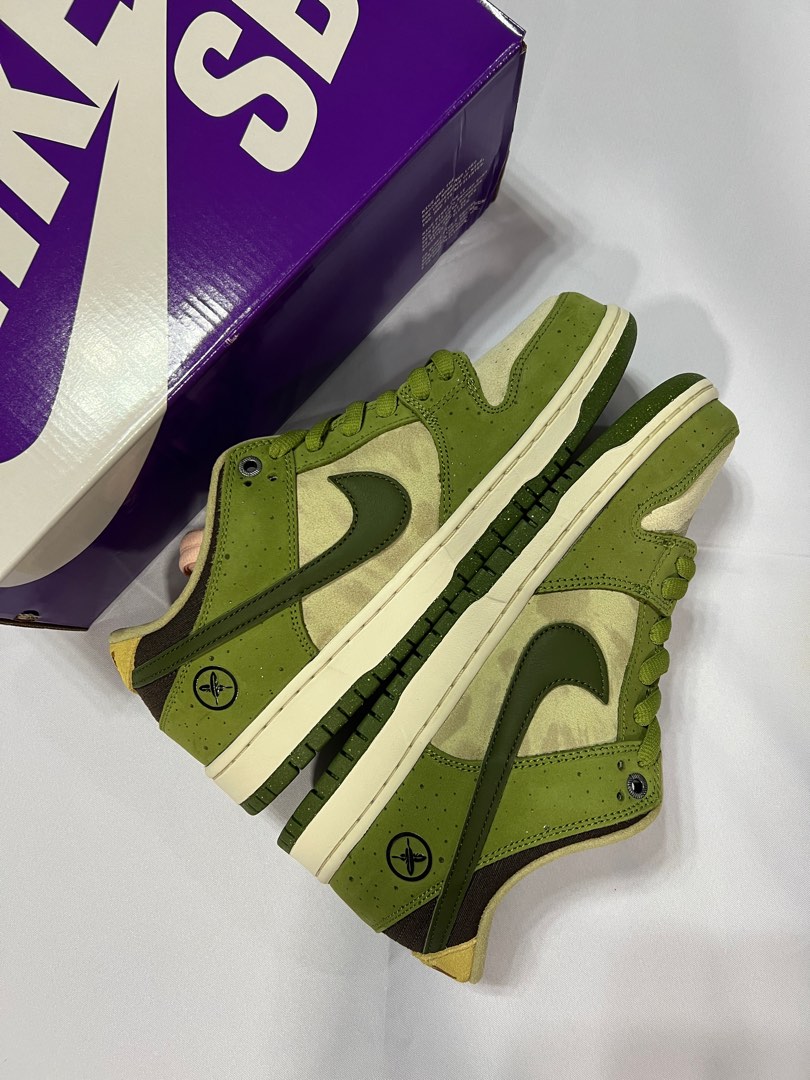 Yuto Horigome Dunks, Men's Fashion, Footwear, Sneakers on Carousell