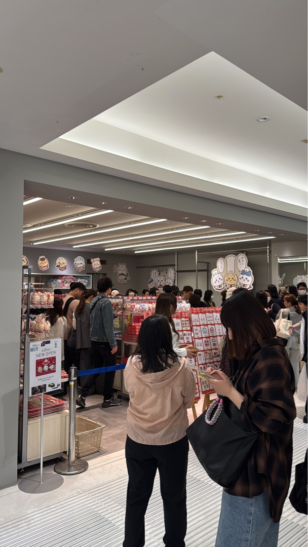 (日本代購) 廣島Chiikawa Casual Dining代購 廚師系列 Chii Hachi 小八 Shisa 風獅 Usagi 烏薩奇 栗子饅頭, 興趣及遊戲, 玩具 & 遊戲類 ...