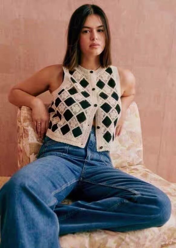 BN authentic Sezane vest, Women's Fashion, Tops, Sleeveless on Carousell