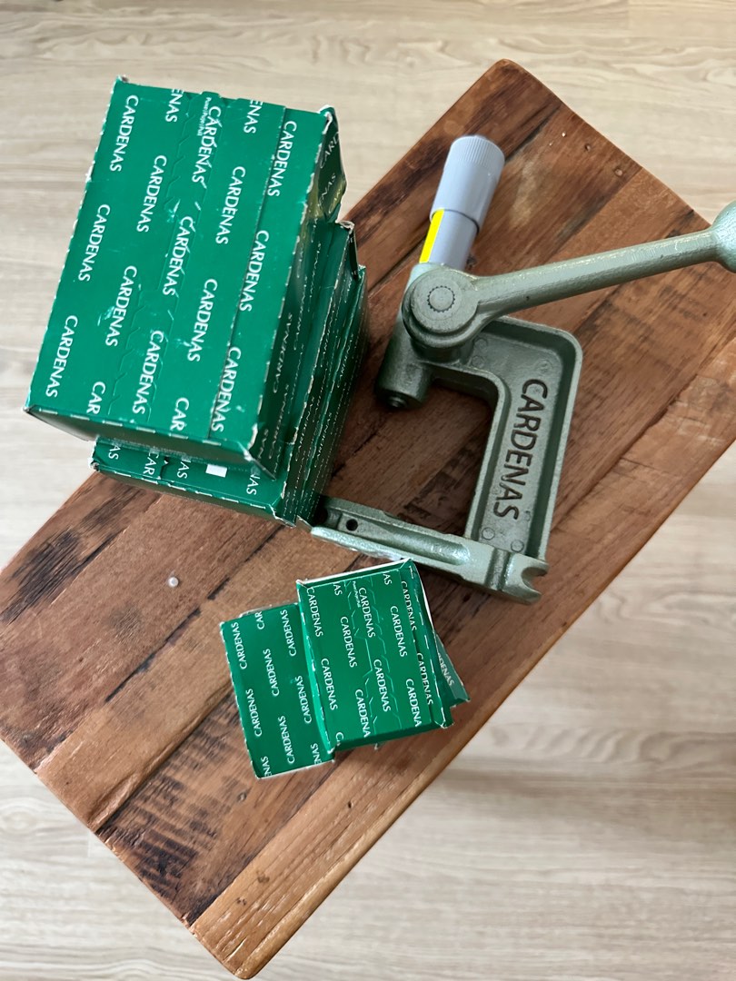 Cardenas Button Press, Hobbies & Toys, Stationery & Craft, Craft ...
