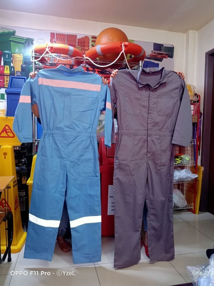 Coverall with reflector, Commercial & Industrial, Industrial Equipment ...