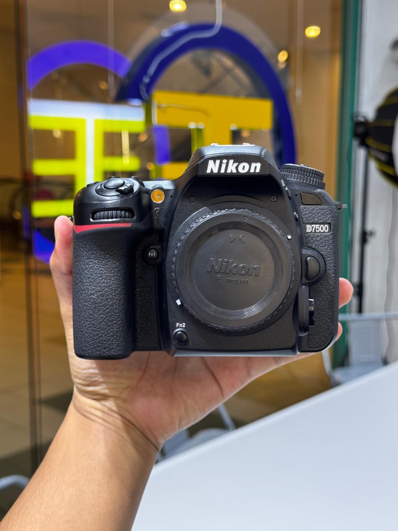 D7500 NIKON BODY SC29K, Photography, Cameras on Carousell