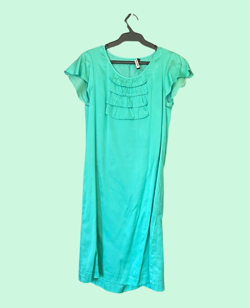 G2OOO Woman Green satin dress, Women's Fashion, Dresses & Sets, Dresses ...