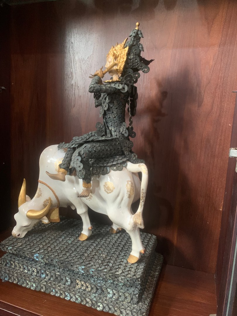 A BALINESE KEPENG COIN STATUE, Antik, Pajangan di Carousell