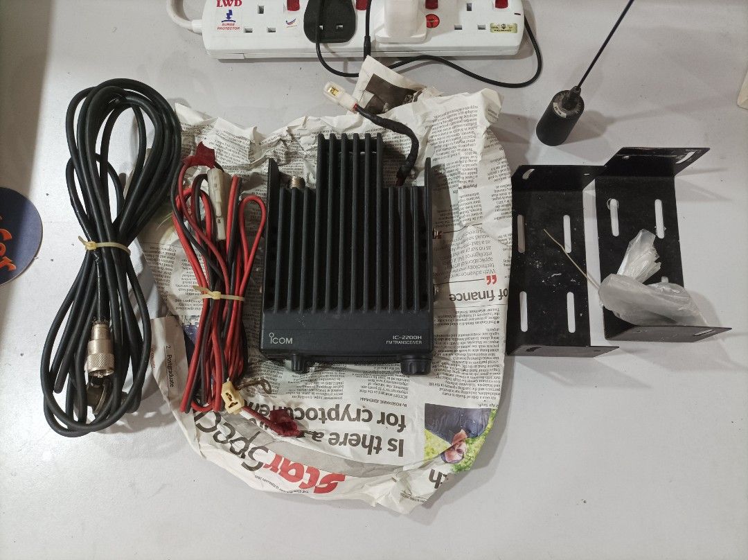 ICOM IC-2200h 65W FM transceiver radio for 4x4 offroad use, Auto ...