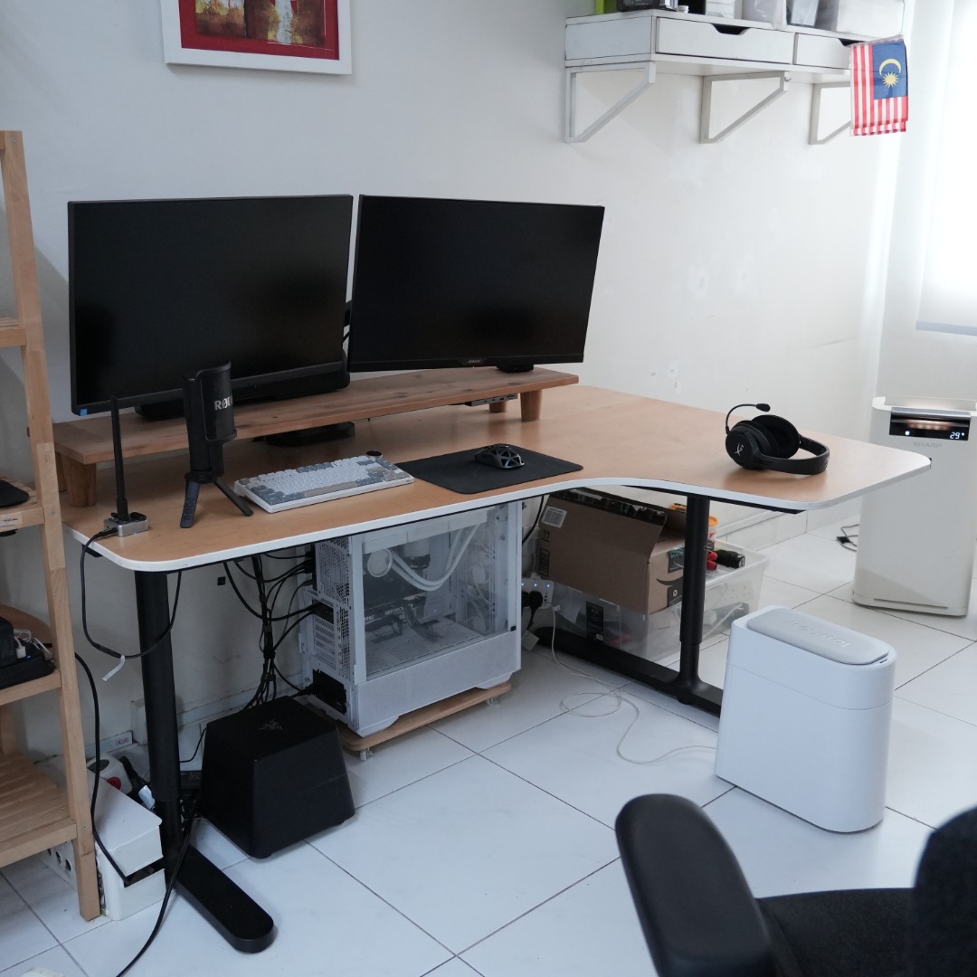 IKEA BEKANT Corner desk right REAL OAK material veneer/black, Furniture ...