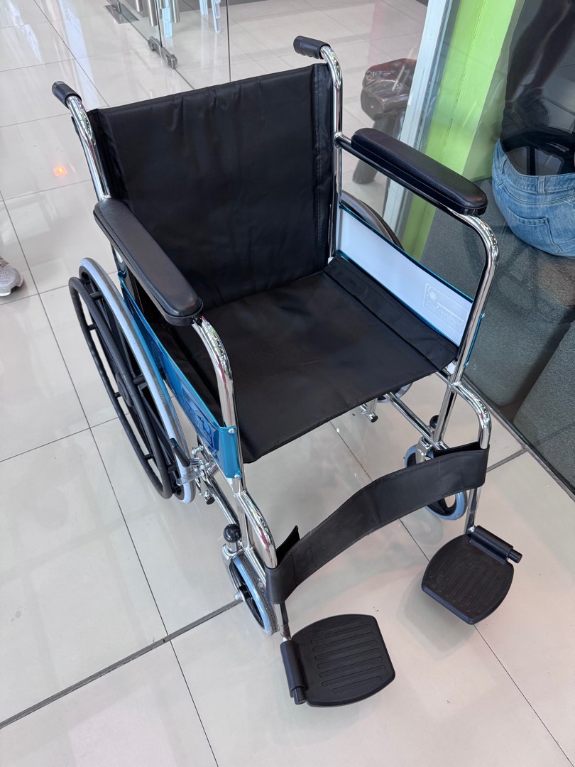 Indoplas Heavy Duty Wheelchair, Health & Nutrition, Assistive ...