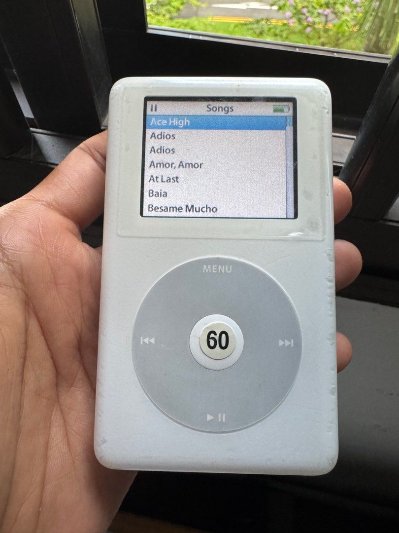 iPod classic 4th gen photo 60GB, Audio, Portable Music Players on Carousell