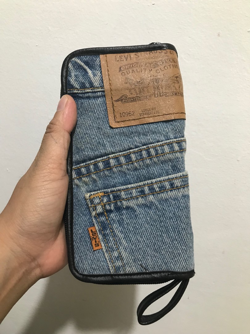 LEVI'S LONG WALLET, Women's Fashion, Bags & Wallets, Wallets & Card ...
