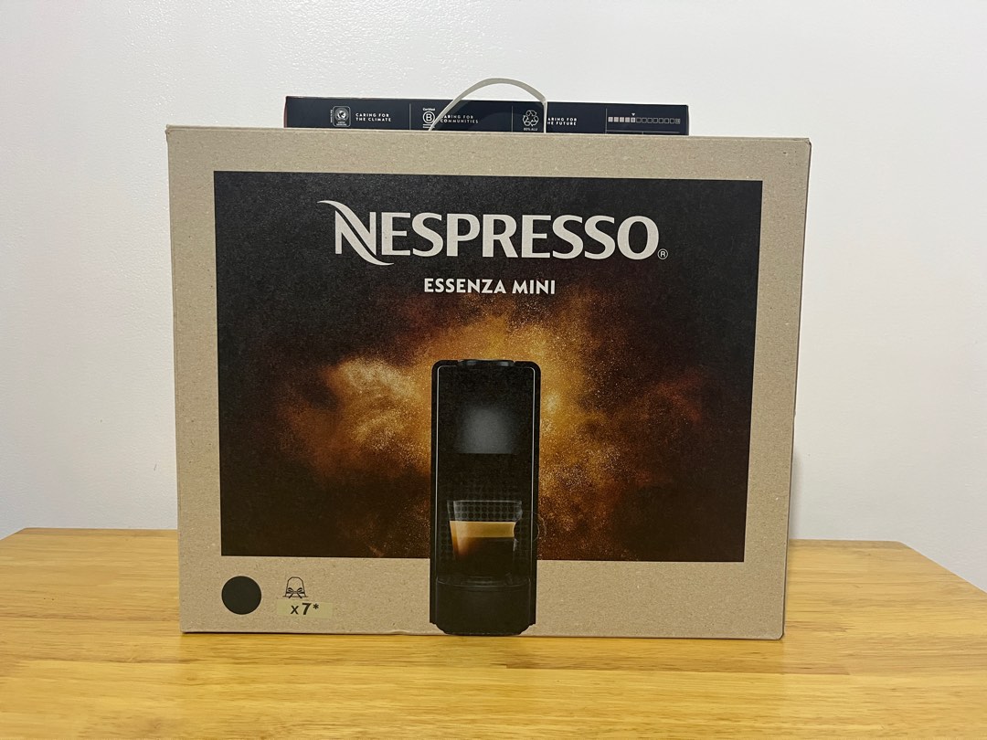 Nespresso Essenza Mini with pods, TV & Home Appliances, Kitchen ...
