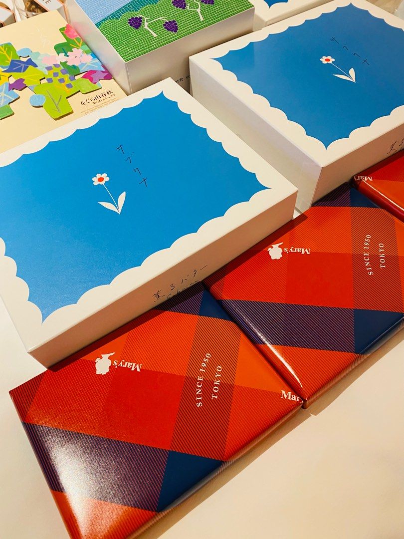 New stock from Tokyo!! The popular Sabrina flower cookies! (Price is ...