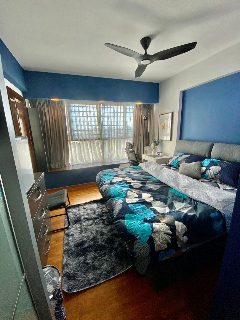 PASIR RIS DRIVE 4 COMMON ROOM WITH BALCONY. SHARED BATHROOM SUITABLE ...