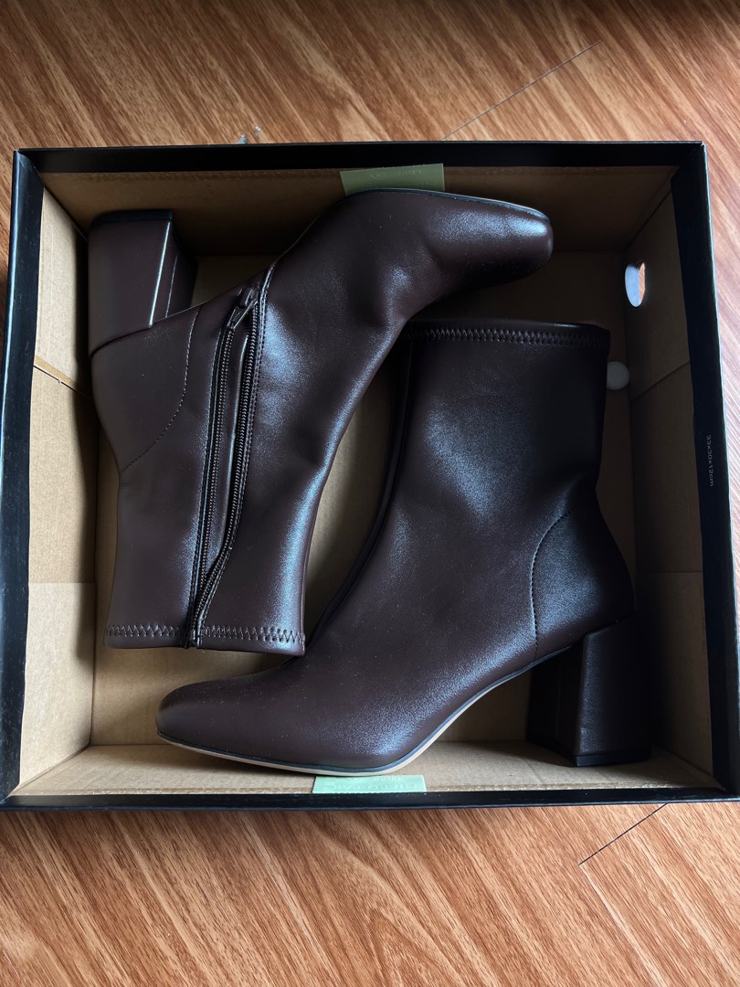 Sepatu Booth Wanita Coklat Kulit Payless, Fesyen Wanita, Sepatu di ...
