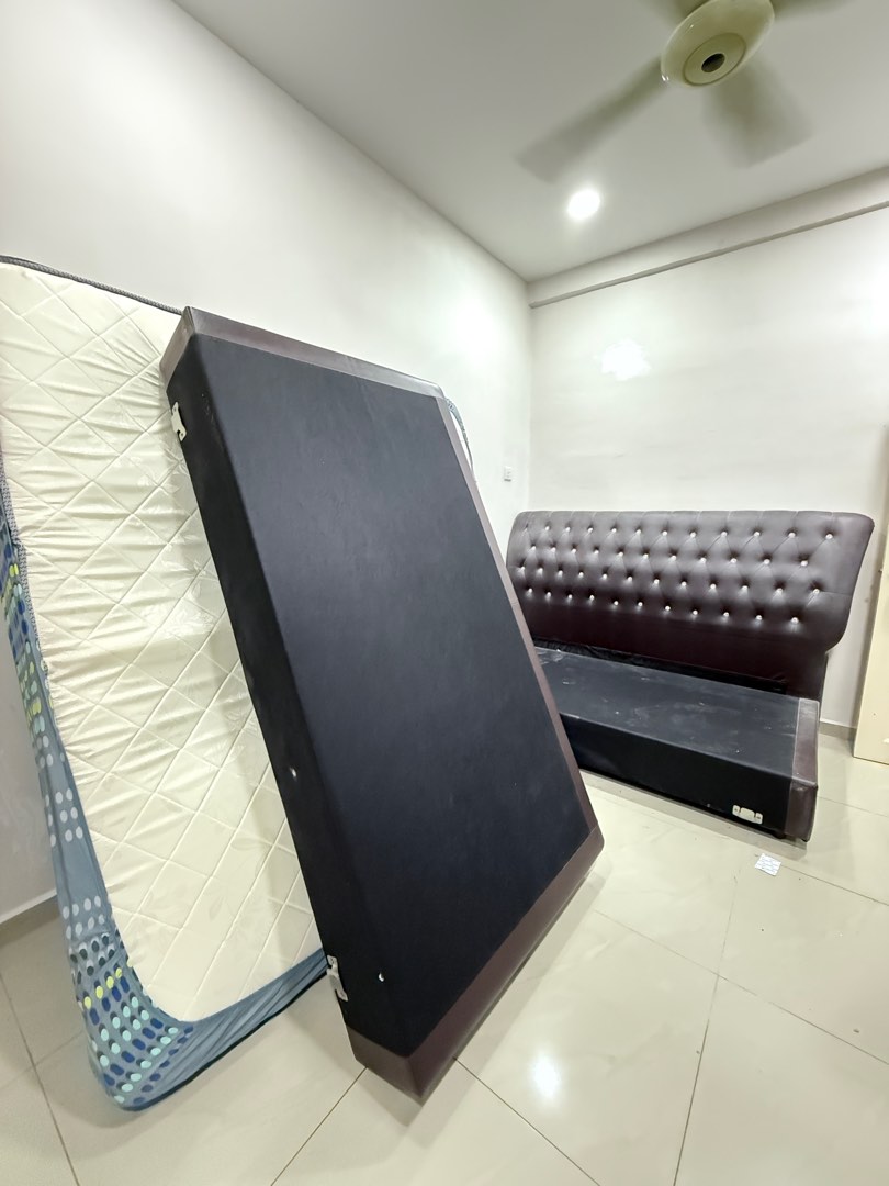 SET KATIL KING + TILAM SPINAHEALTH BY GOODNITE, Furniture & Home Living ...