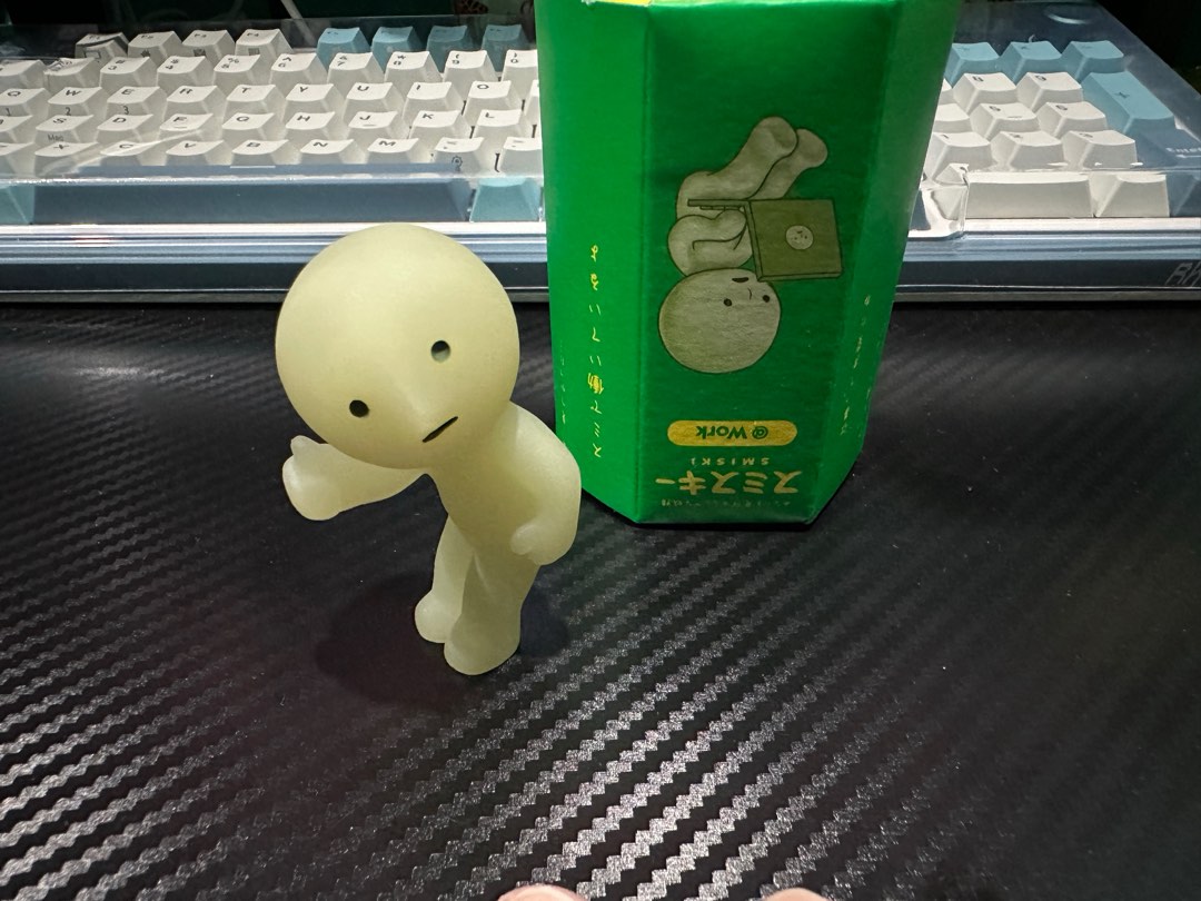 Smiski Approving (Work Series), Hobbies & Toys, Toys & Games on Carousell