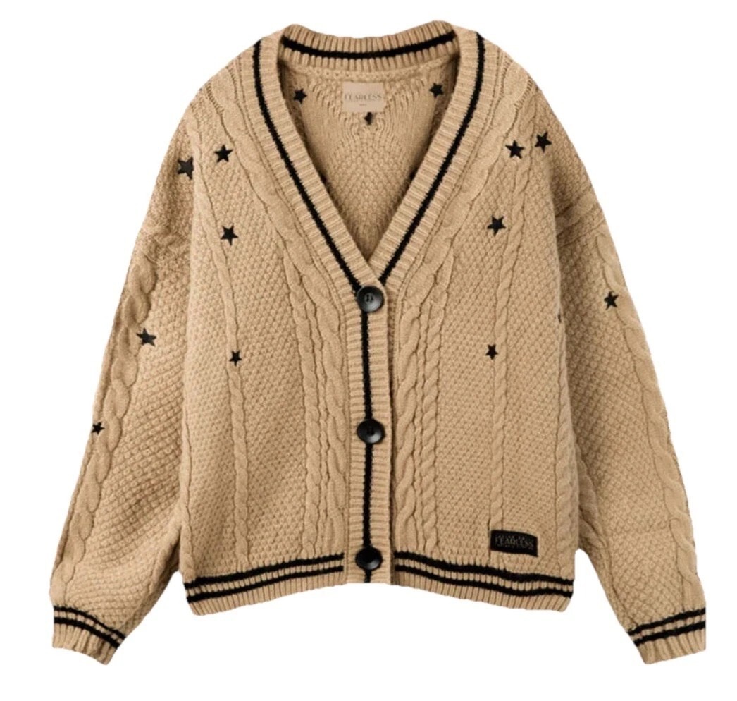 Taylor Swift - Fearless (Taylor's Version) Cardigan, 興趣及遊戲, 收藏品及紀念品, 明星 ...