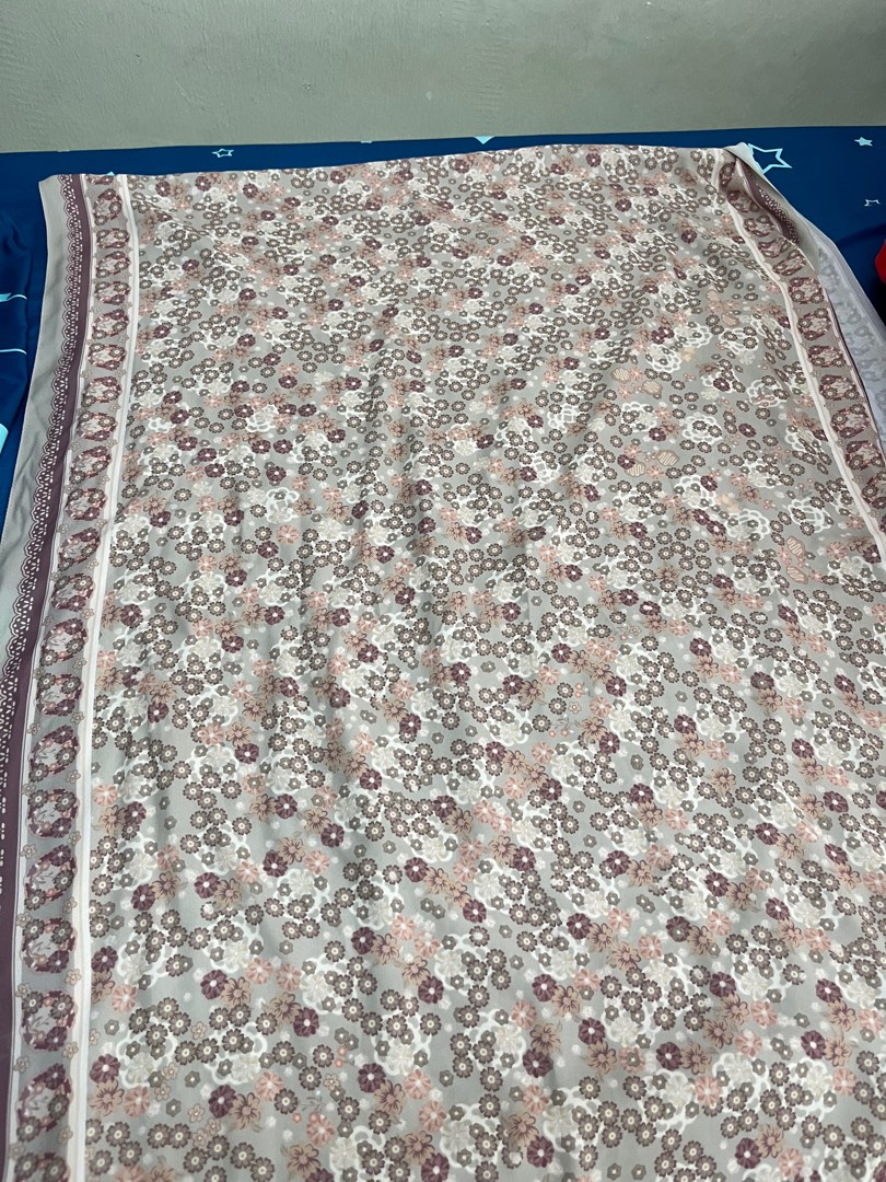 Tudung Ruffle Green Shawl, Women's Fashion, Muslimah Fashion, Hijabs on ...