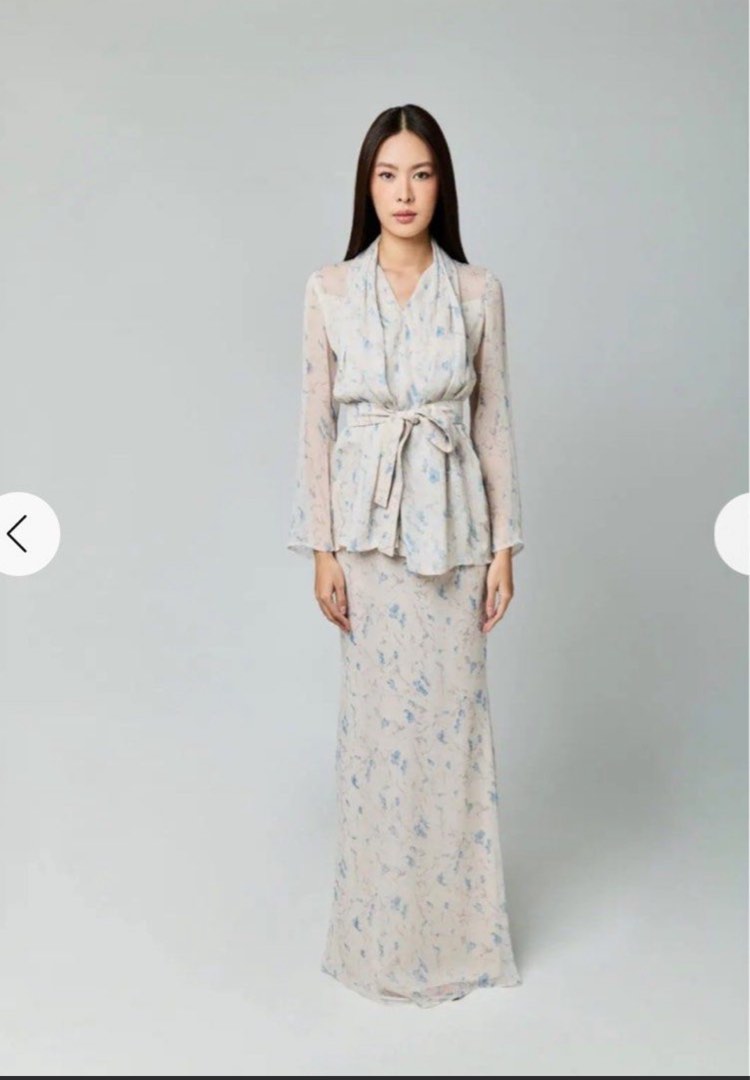 Alia B Isabel - L, Women's Fashion, Muslimah Fashion, Baju Kurung ...