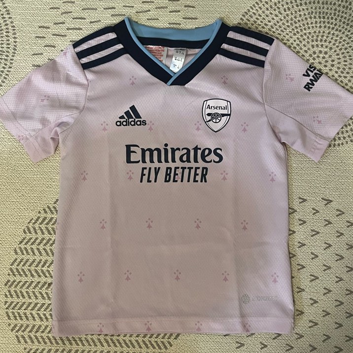 Arsenal FC Pink Kids Kit (Age 3-4), Babies & Kids, Babies & Kids ...