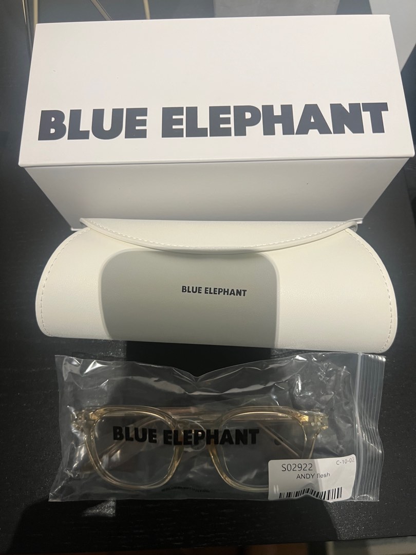 Blue Elephant Andy Glasses in Flesh, Women's Fashion, Watches ...