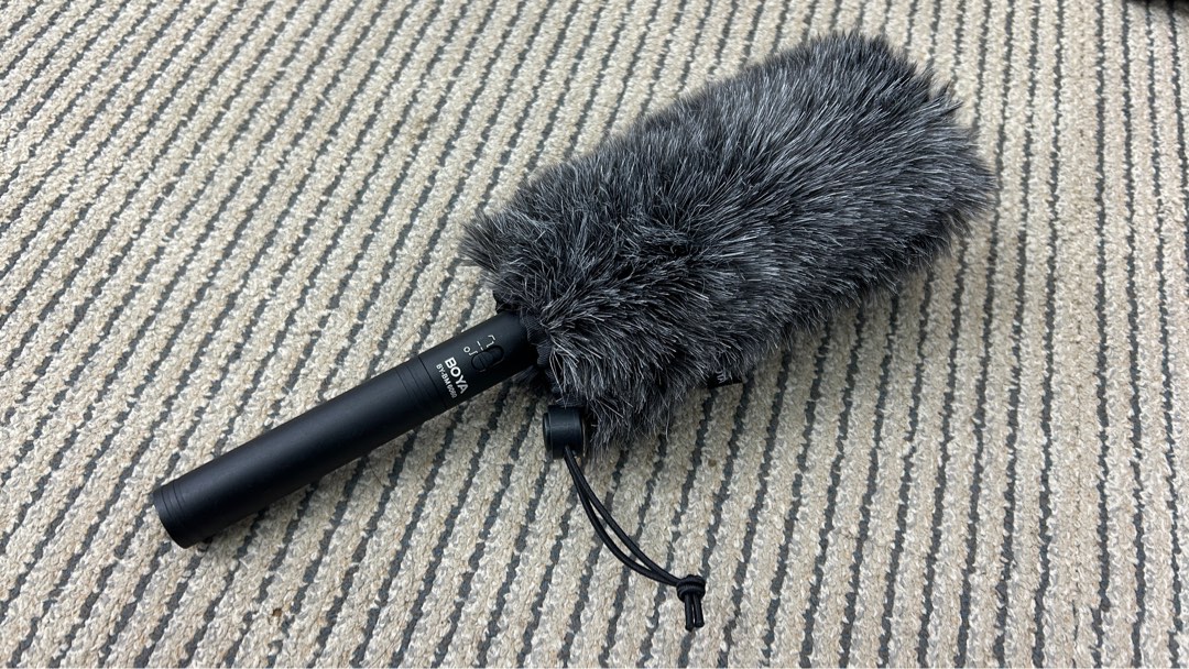 BOYA BY-BM6069 boom mic, Audio, Microphones on Carousell