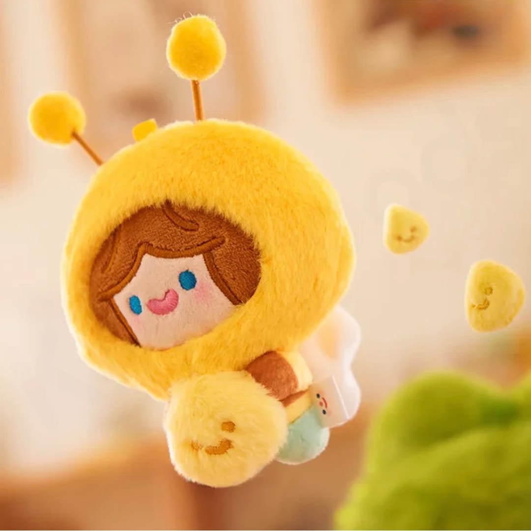 CELL RiCO Happy Fluffy Series Plush : Honey Bee, Hobbies & Toys, Toys ...