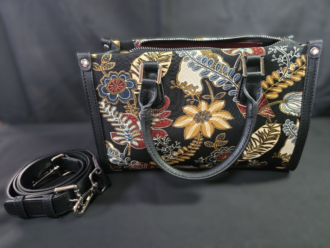 CFOB small tote, Women's Fashion, Bags & Wallets, Cross-body Bags on ...