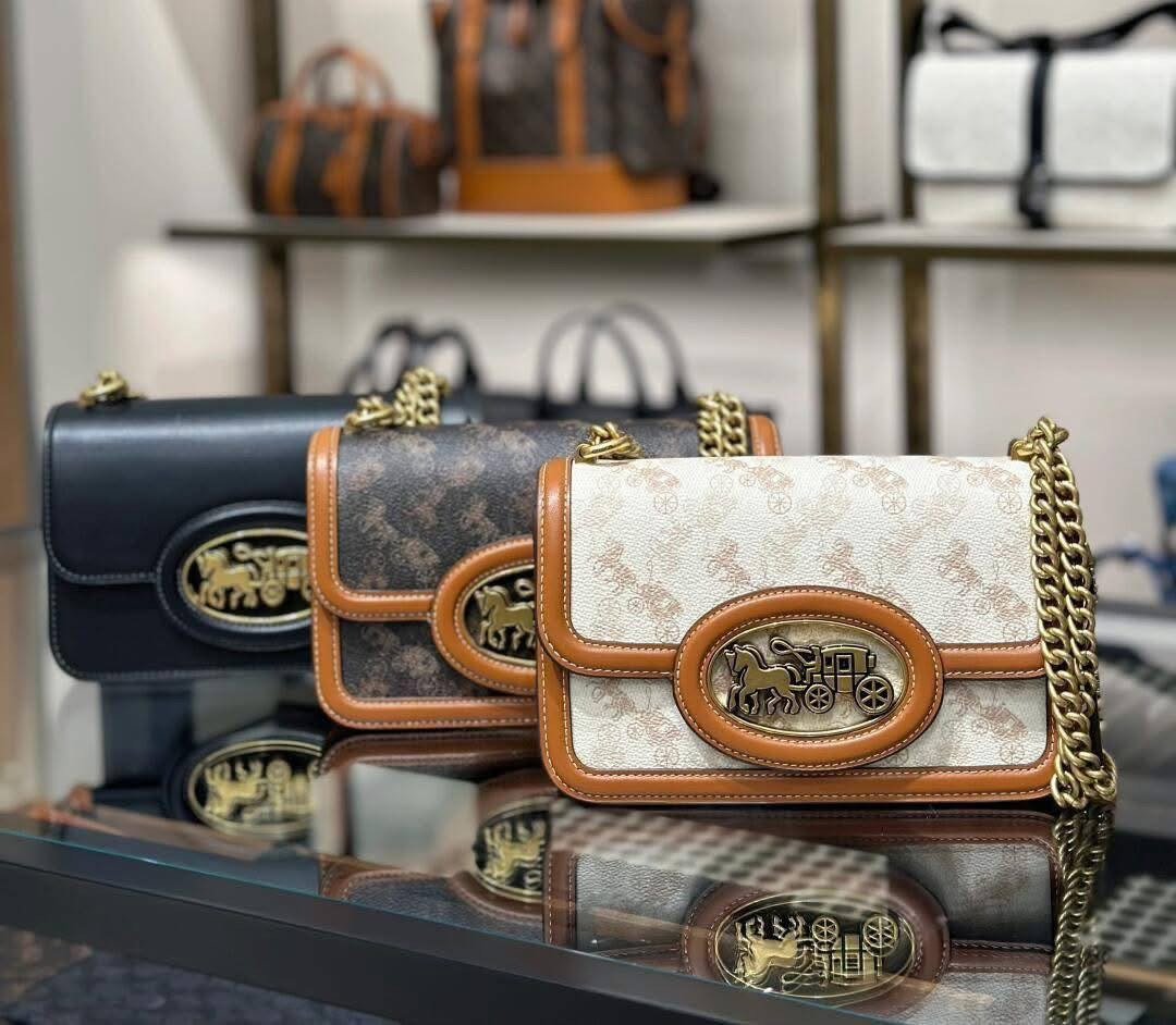 Coach Hero Shoulder Bag, Women's Fashion, Bags & Wallets, Shoulder Bags ...