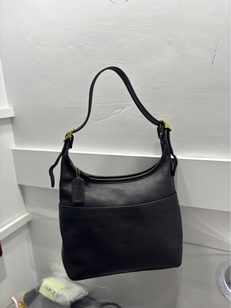 Coach Vintage Legacy Hobo 9058, Luxury, Bags & Wallets on Carousell