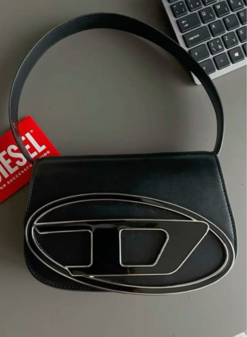 Diesel 1DR black shoulder bag, Women's Fashion, Bags & Wallets ...