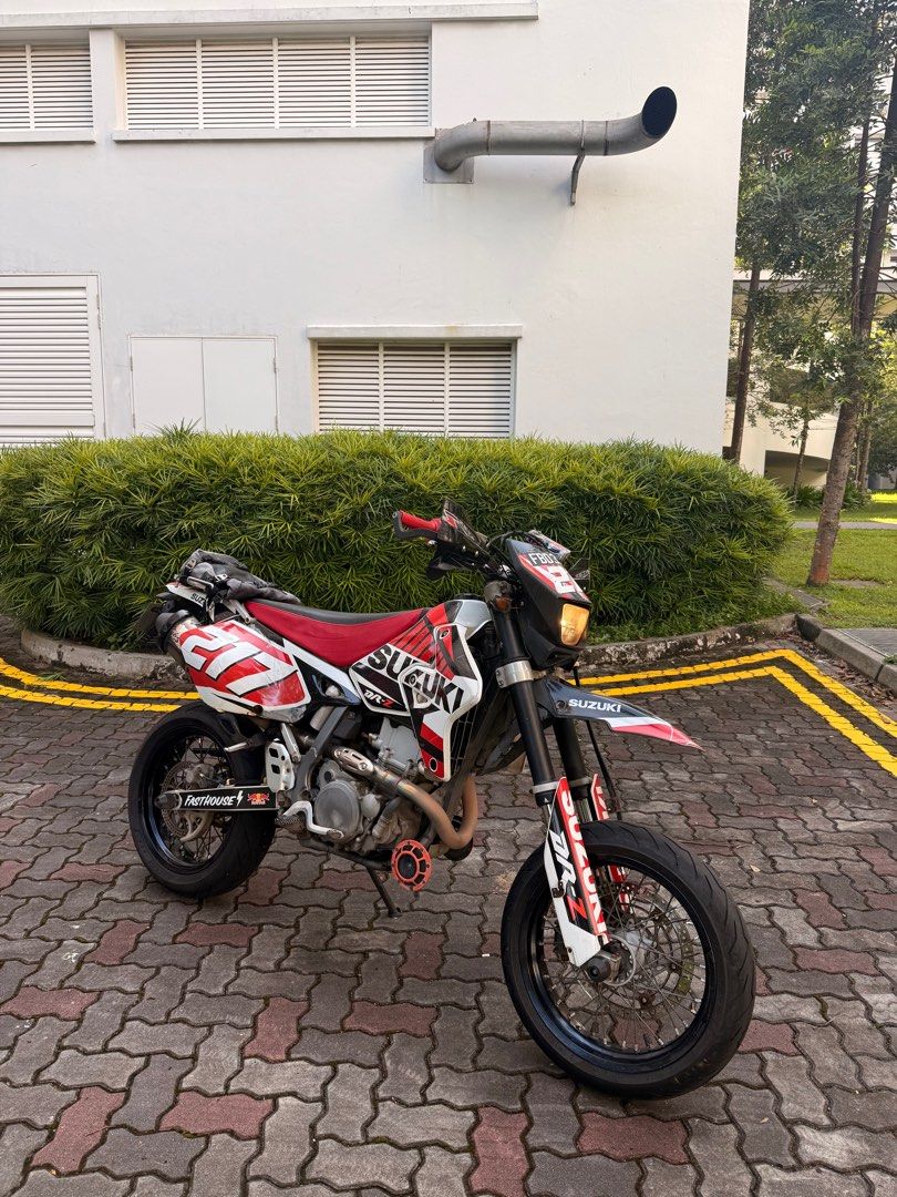 DRZ400SM | COE Dec 2028 | 45k KM Fresh | Full Yoshimura | Well ...