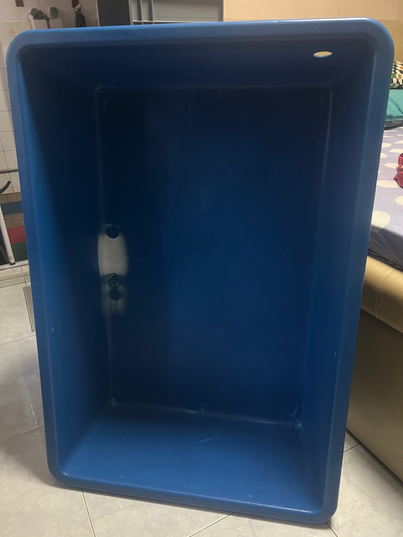 Fibre Blue tub 200L, Pet Supplies, Homes & Other Pet Accessories on ...