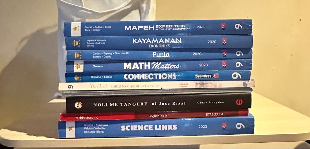 Grade 9 books, Hobbies & Toys, Books & Magazines, Textbooks on Carousell