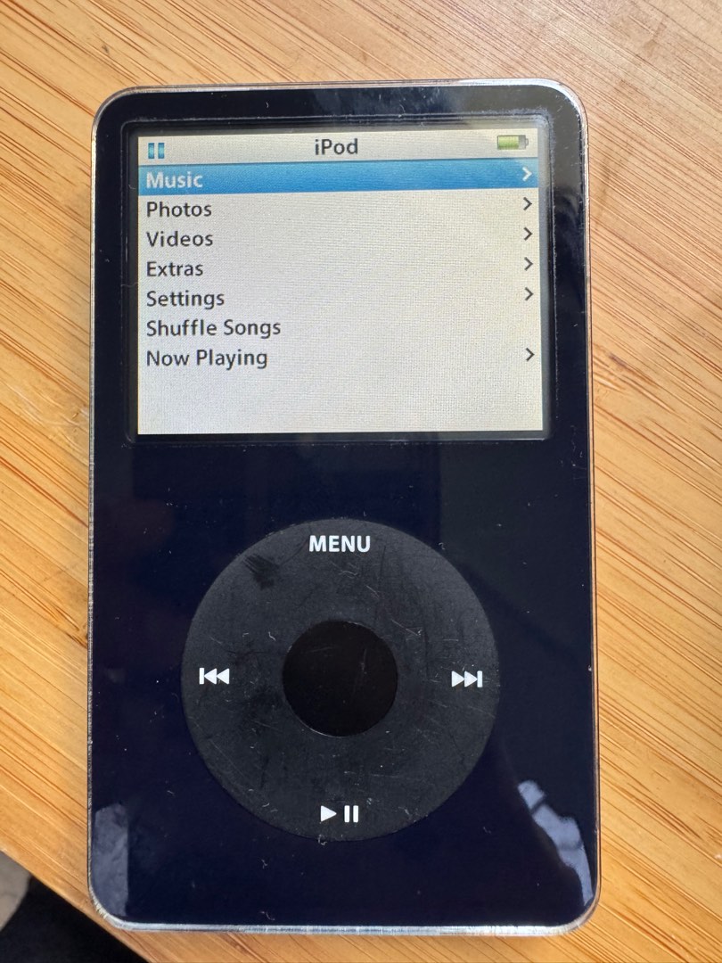 iPod classic 5th gen 60GB, Audio, Portable Music Players on Carousell