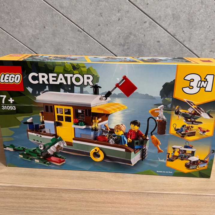 Lego Creator 31093: Riverside Houseboat (for 7+yo), Hobbies & Toys ...
