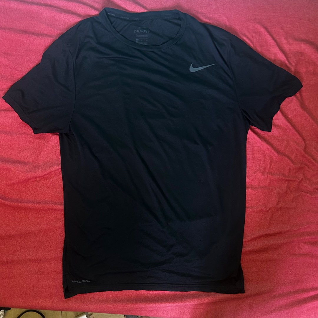 Nike Pro Dri Fit Compression Shirt, Men's Fashion, Activewear on Carousell
