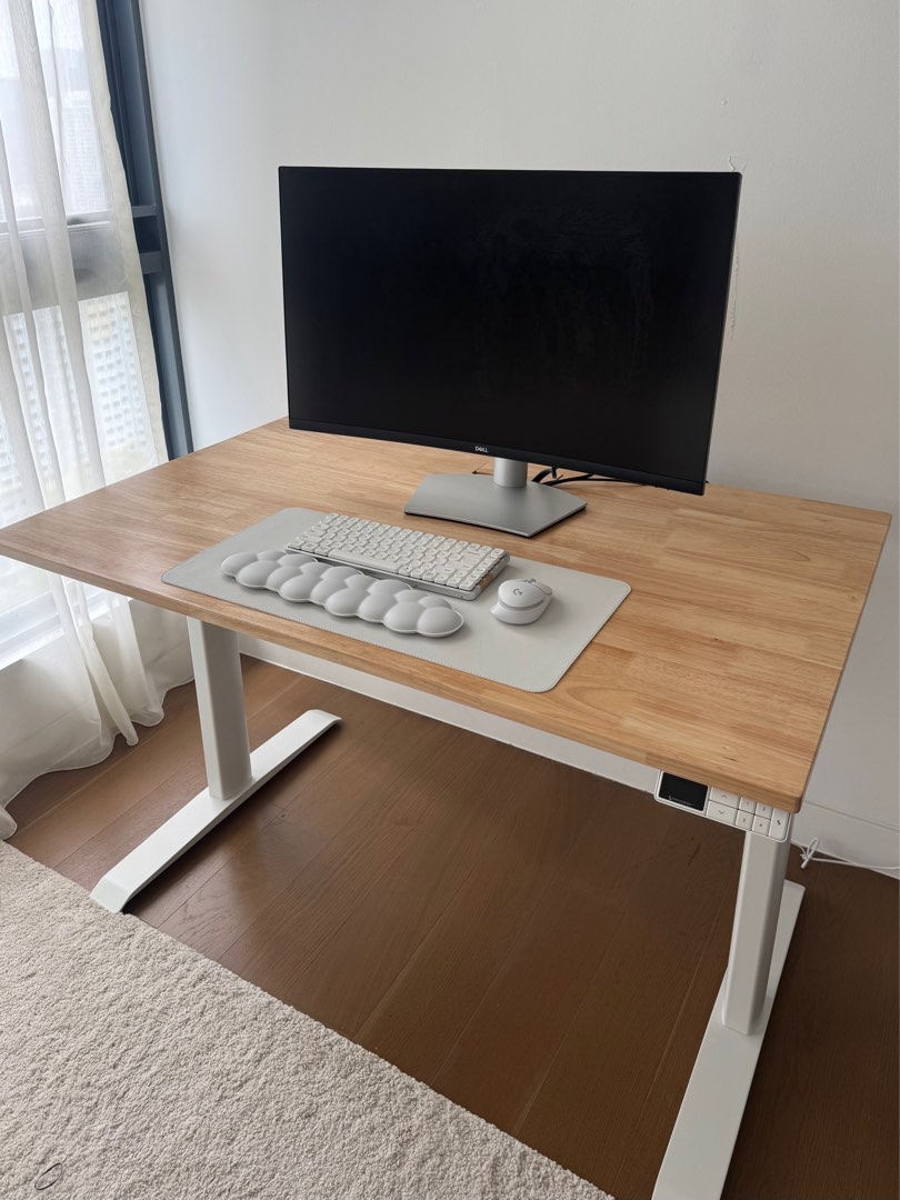 Omnidesk White Ascent Wildwood (Natural Hevea), Furniture & Home Living ...