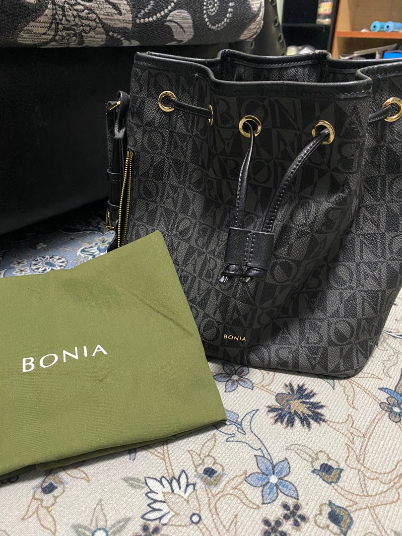 original bonia bucket handbag, Women's Fashion, Bags & Wallets, Tote ...