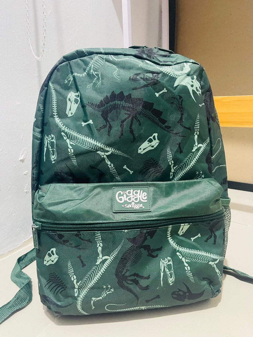 Smiggle Giggles backpack, Babies & Kids, Babies & Kids Fashion on Carousell