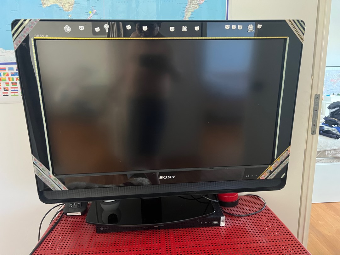 Sony 37” TV, TV & Home Appliances, TV & Entertainment, TV on Carousell