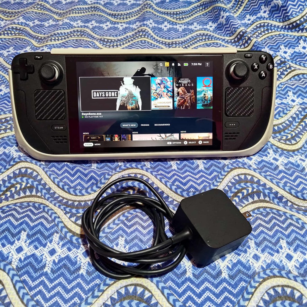 steamdeck 256g variant and PS4 Slim 500g w/ 4 physical game disc, Video ...