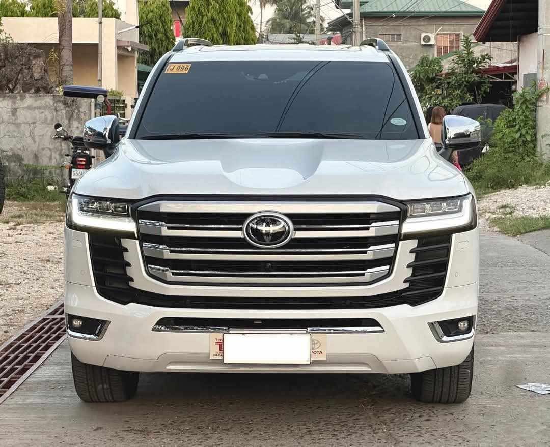 Toyota Land Cruiser LC300 ZX Auto, Cars for Sale, Used Cars on Carousell