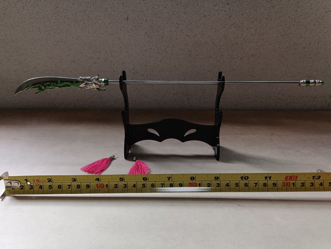 1/6 scale metal Green Dragon Crescent Blade miniature model toy ...