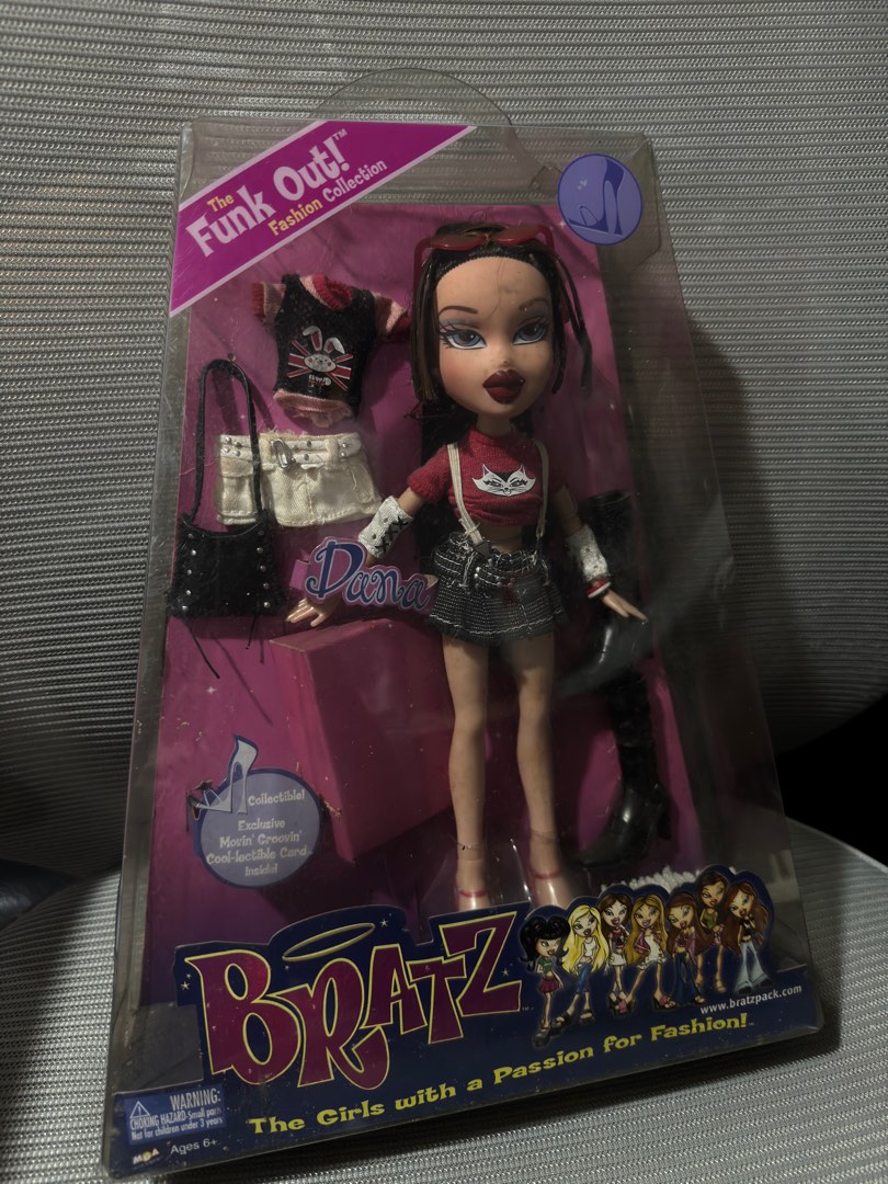 Bratz The Funk Out Fashion Collection Dana, Hobbies & Toys, Toys ...