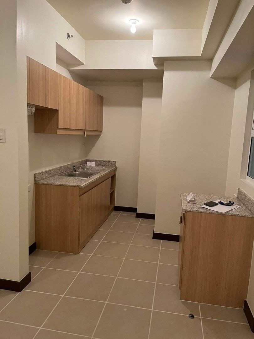 BRIXTON PLACE in Kapitolyo Pasig City Near BGC , Ortigas , Capitol ...