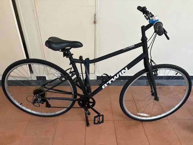 Decathlon Riverside 100 bike - size M, Sports Equipment, Bicycles ...