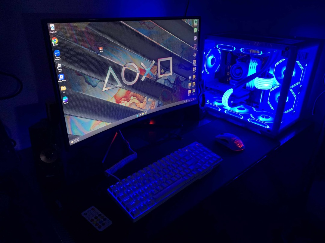 Desktop Set RTX 4060, Computers & Tech, Desktops on Carousell