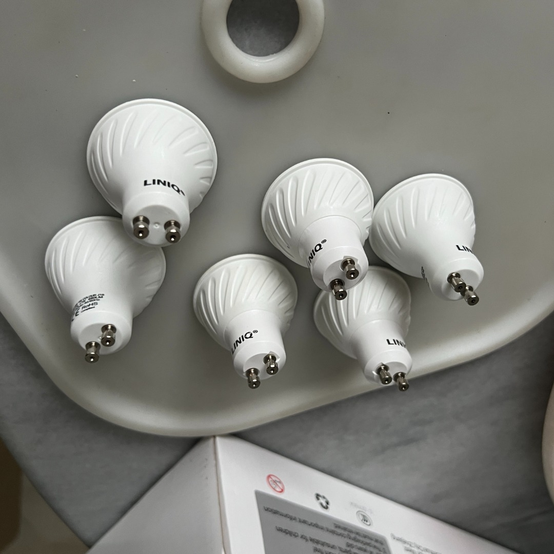 GU10 6W TRI COLOR LIGHT BULB, Furniture & Home Living, Lighting & Fans ...